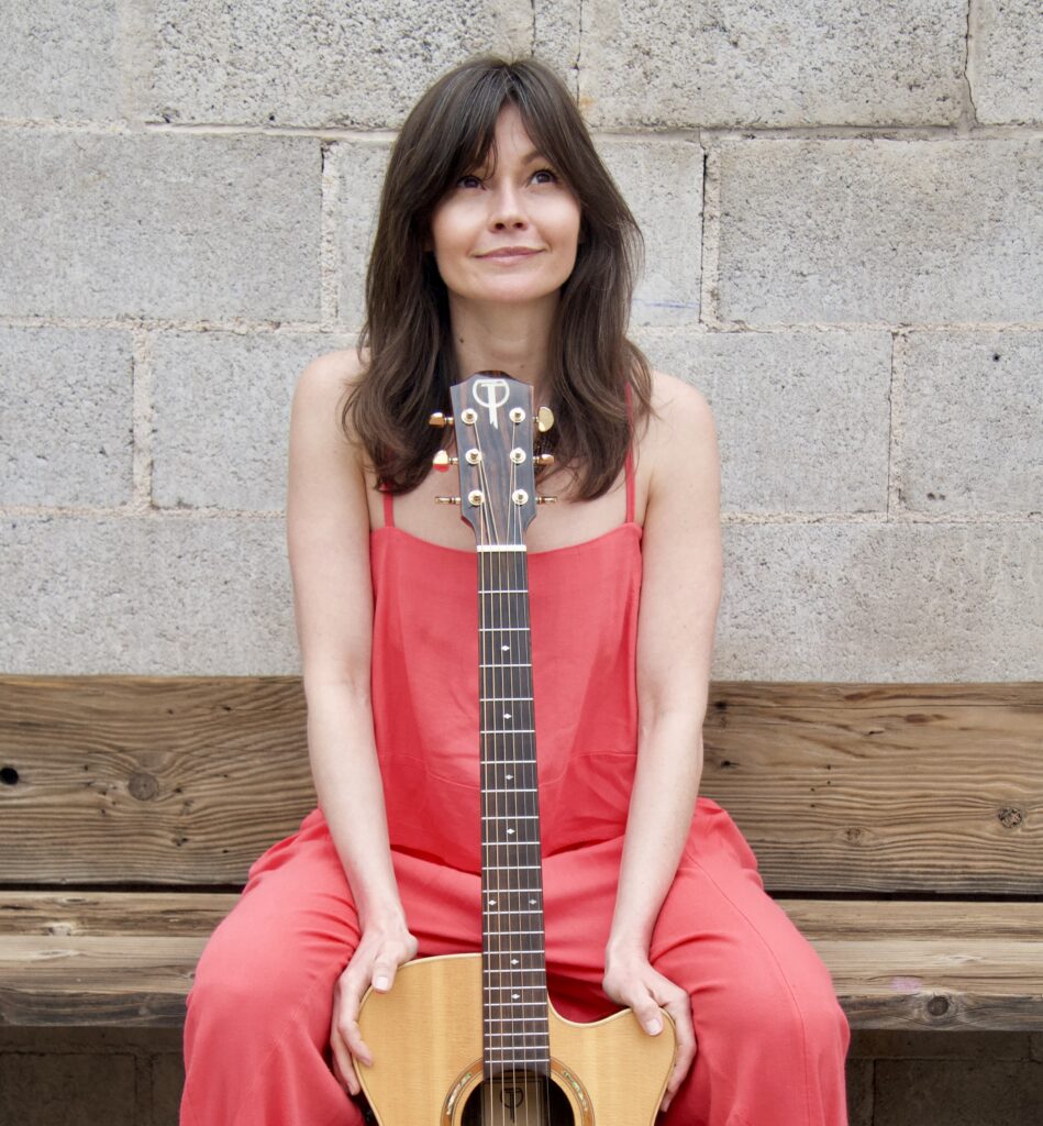 Singer/Songwriter - Sarah Banker